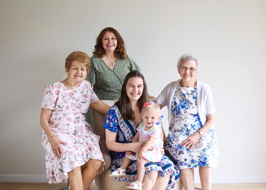 Unforgettable Photography by Anna | Rhyleigh Greten Generational Family ...
